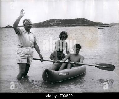 Aug. 08, 1965 - Mr Harold Wilson on Holiday in the Sicily Islands: Mr ...