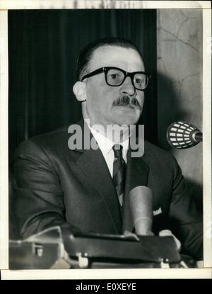 Argentine President General Juan Carlos Onganía enters the Buenos Aires ...