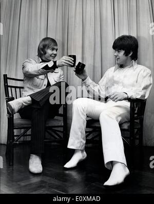 Bee Gees Pop Group members brothers Maurice Gibb Robin Gibb Stock Photo ...
