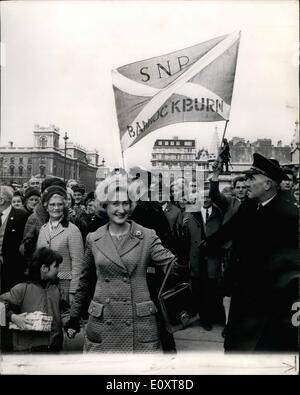Mrs Winifred Ewing , Scottish Nationalist candidate in the forthcoming ...