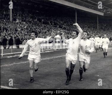 West Bromwich Albion v Everton -1968 FA Cup Final Stock Photo - Alamy