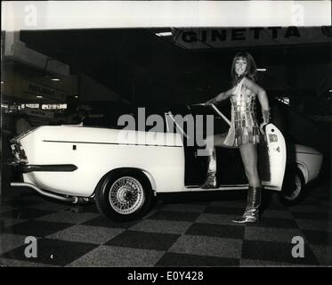 Oct. 10, 1968 - Motor Show At Earls Court. Photo shows View of ...