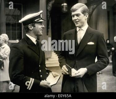 Investiture at Buckingham Palace. Mr A. Smith of Dinnington Colliery ...