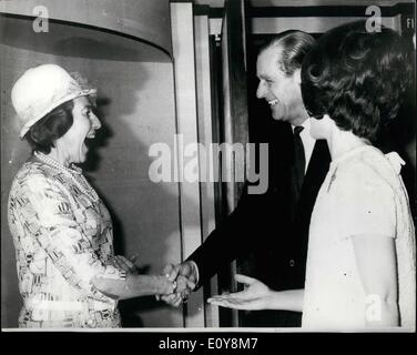GUEST IN THE HOUSE, from left: Margaret Hamilton, Connie Laird, Anne ...
