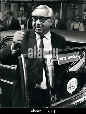 George Brown gives a thumbs up while riding in the car Stock Photo - Alamy