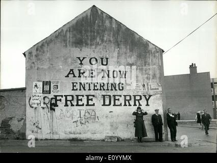 Dec. 12, 1971 - Ulster riots - Ardoyne Catholic quarters Stock Photo ...