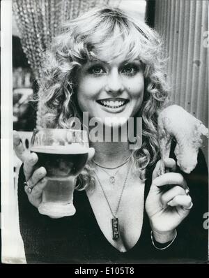 Mary Stavin Stock Photo: 106235841 - Alamy