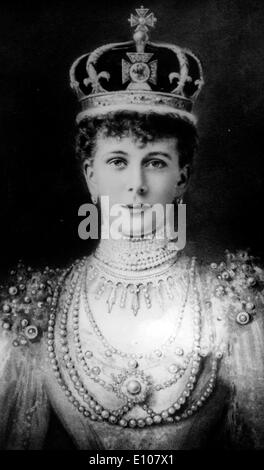 Queen Mary 2 Stock Photo - Alamy