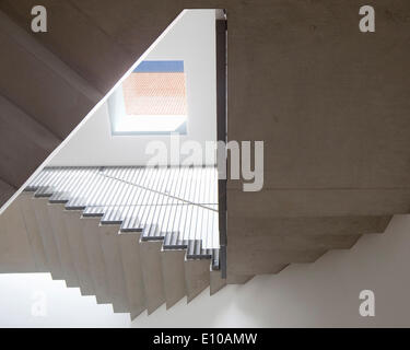 East Ham Library And Customer Service Centre, London, United Kingdom ...