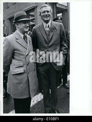 Mar. 03, 1972 - Police Commissioner Murphy and Mayor Lindsay St. Patric ...