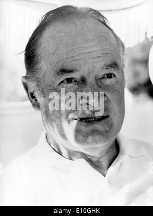 BOB HOPE American Actor and Comedian Stock Photo - Alamy