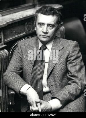 From left: seven-year-old Susan Scheftel going over script with her ...