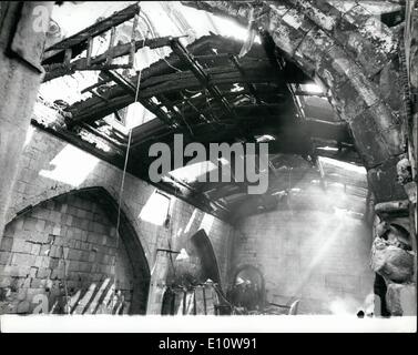 Jun. 06, 1974 - Bomb Explosion at Parliament.: Photo Shows Big Ben is ...