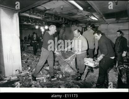 Harrods Bombing - Knightsbridge, London Stock Photo - Alamy