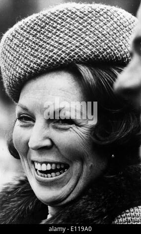 Princess Beatrix of the Netherlands laughing Stock Photo - Alamy
