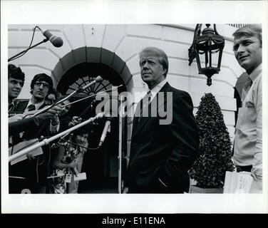Carter press secretary Jody Powell (right) and Deputy press secretary ...