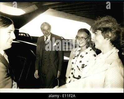 Jul. 06, 1977 - American Ambassador Arthur Hartman Stock Photo - Alamy