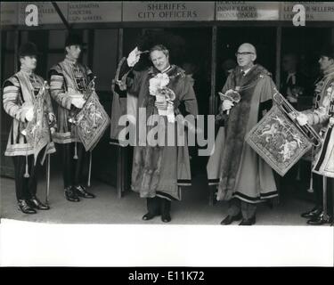 The Lord Mayor of the City of London, Peter Estlin, inspects a Royal ...