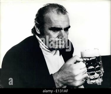 Sean Connery the film actor in November 1981 Stock Photo - Alamy