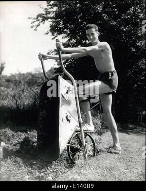 Mar. 31, 2012 - Gordon Pirie With His Latest Trophy: Relaxing at home ...