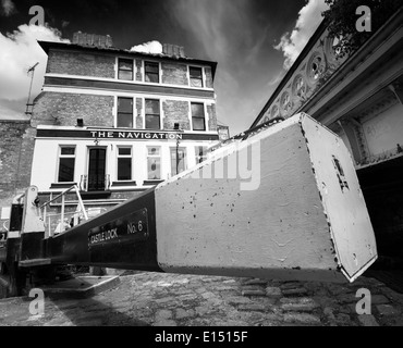 The Navigation Pub by the canal in Nottingham City, Nottinghamshire ...