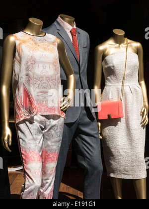 A Ted Baker window display at a store in Covent Garden Stock Photo - Alamy