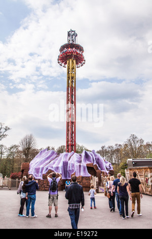 Magma Volcano themed drop & twist ride,Paultons Park, Southampton ...