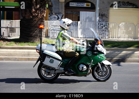 motorcycle carabineros de chile national police officer on bmw ...