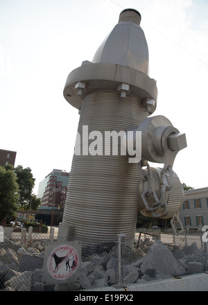 ,World's Largest Fire Hydrant Busted Plug Plaza, Taylor Street Columbia ...