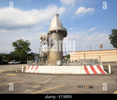 ,World's Largest Fire Hydrant Busted Plug Plaza, Taylor Street Columbia ...