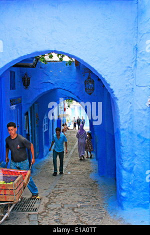 Chefchaouen street scene Stock Photo - Alamy