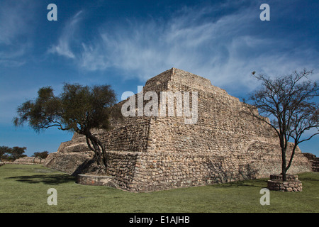 Stone Pyramid, Cañada de la Virgen, Guanajuato, Mexico Stock Photo - Alamy