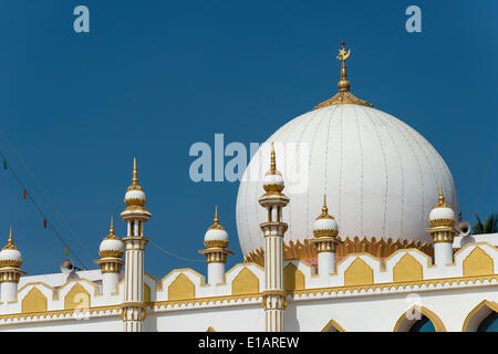 Vizhinjam Mosque, Vizhinjam, Kerala, India Stock Photo - Alamy