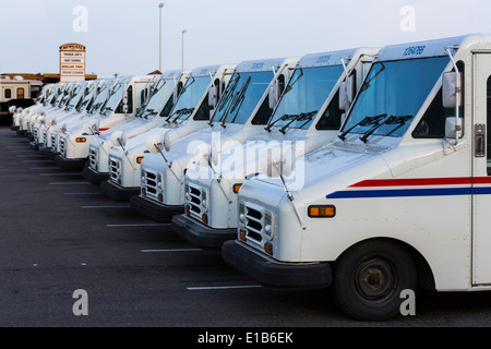 US Post Office USPS truck, New York City, USA Stock Photo - Alamy