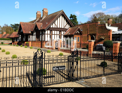 Wolferton, The Royal Railway Station, Norfolk, England UK, p preserved ...