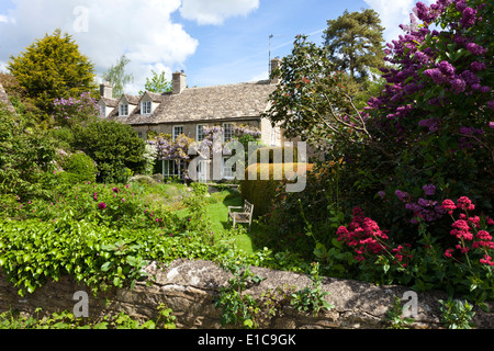 Priory Mill straddling the River Leach at Lechlade, Gloucestershire UK ...