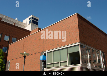Strong Memorial Hospital Rochester NY Stock Photo - Alamy