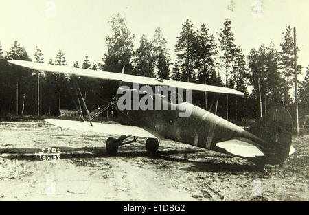 The Kawasaki Ki-10 was a Japanese biplane used in the 1930s, primarily ...