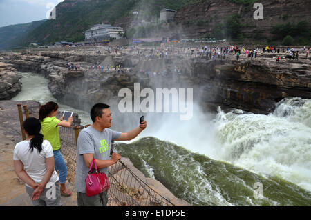Linfen, China's Shanxi Province. 31st May, 2014. Tourists visit the ...
