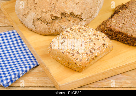 Different types of German whole wheat bread Stock Photo - Alamy