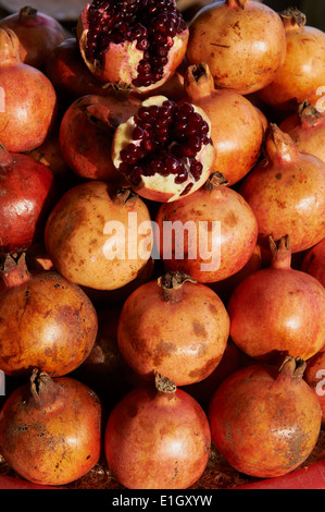 Uzbekistan, Samarkand, Siob Bazar, local market, dry fruit Stock Photo ...