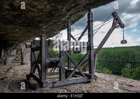 Medieval cranes and winches at the fortified troglodyte town La Roque ...