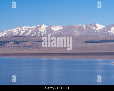 Paravani lake in Javakheti Plateau in Georgia, Caucasus Stock Photo - Alamy