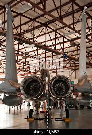 362nd Training Squadron F-15 crew chief apprentice course students ...