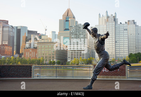Roberto Clemente Park in Pittsburgh Pennsylvania PA Stock Photo - Alamy