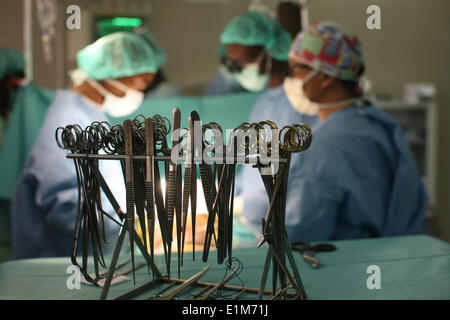 Operating theatre In a cardiac surgery ward in Africa Stock Photo - Alamy