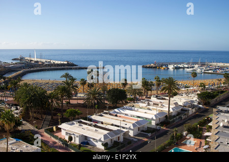 The coastline of Puerto Rico in Gran Canaria, Spain Stock Photo - Alamy