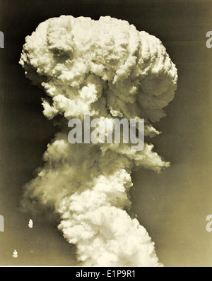 The 1946 Atomic Bomb Test conducted at Bikini Atoll in the Pacific ...