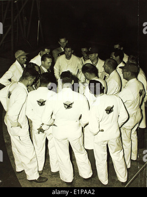 The Convair XFY-1 Pogo, a unique VTOL (Vertical Take-Off and Landing ...