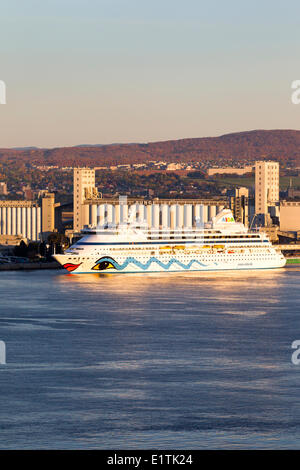 Canada Quebec Quebec City,cruise ship in port Stock Photo - Alamy